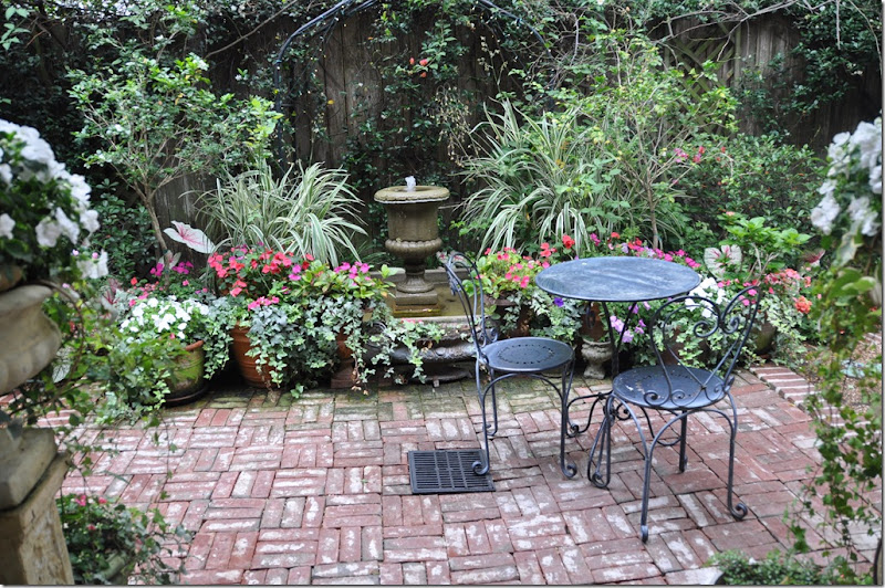 COTE DE TEXAS: TABLESCAPE THURSDAY – A LUNCHEON ON THE PORCH